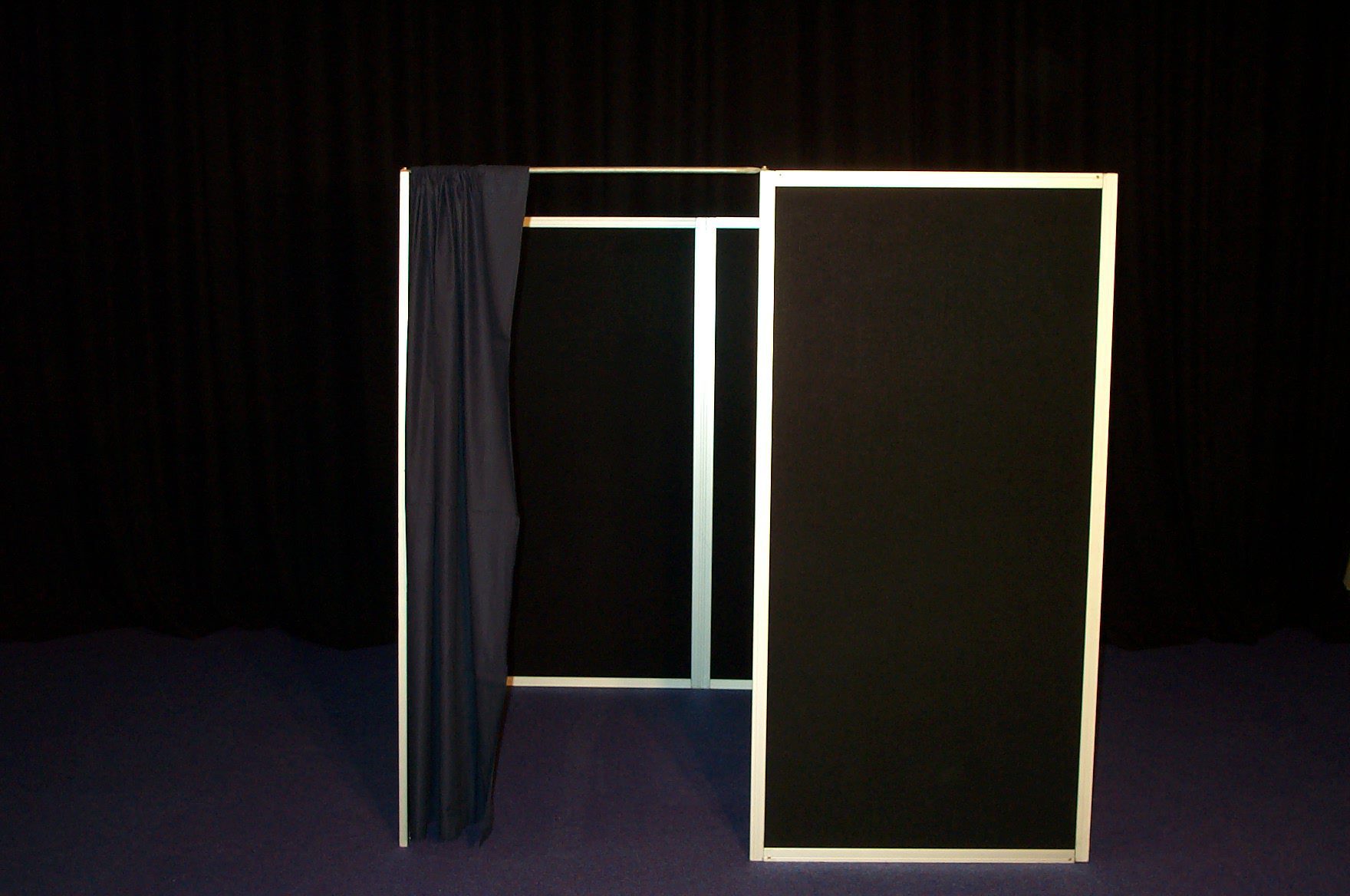 Changeroom Package 2m x 2m Hire from Queensland Hire | Est. 1980