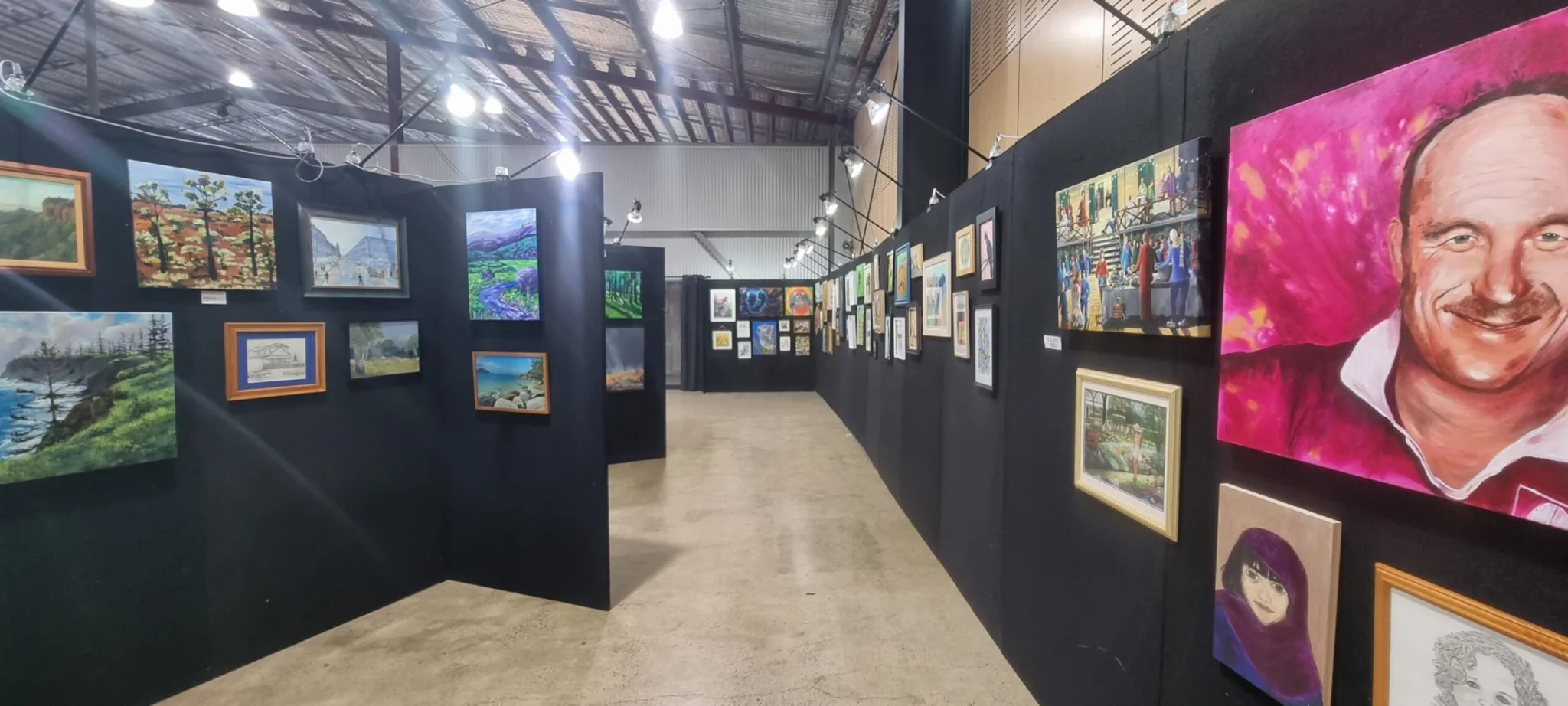 Exhibition Arm Light Hire from Queensland Hire | Est. 1980