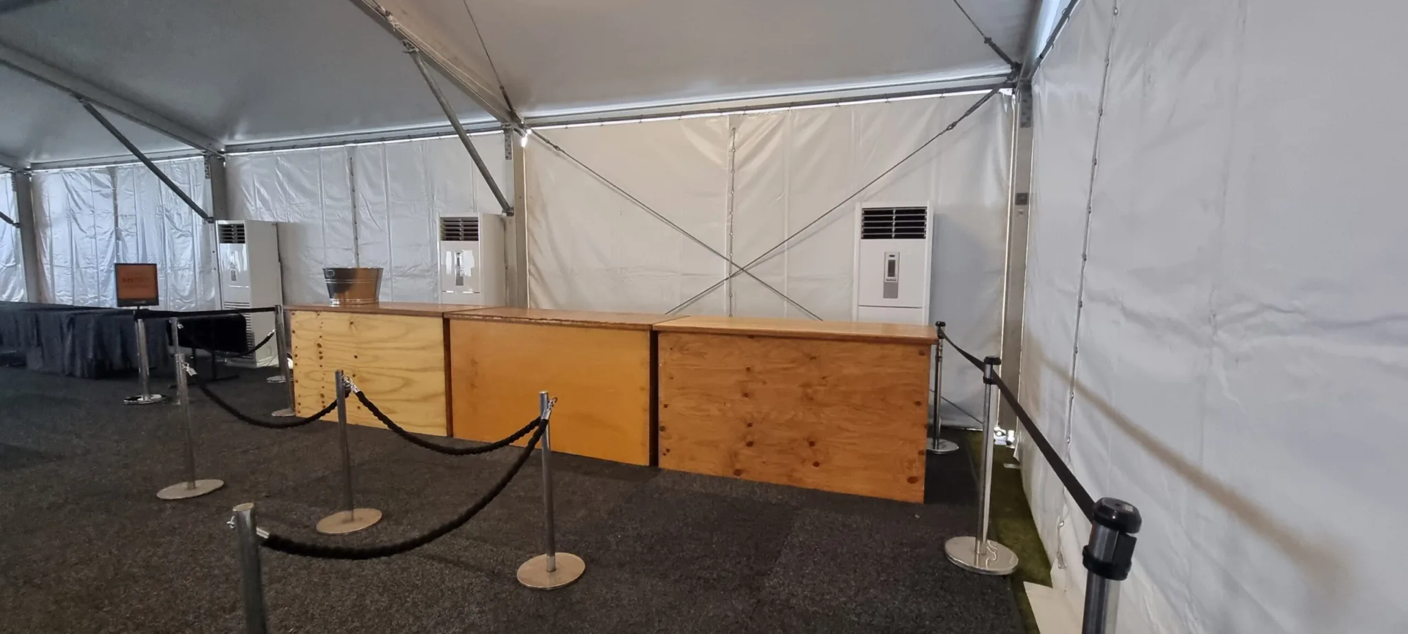 Timber Counter Hire from Queensland Hire | Est. 1980