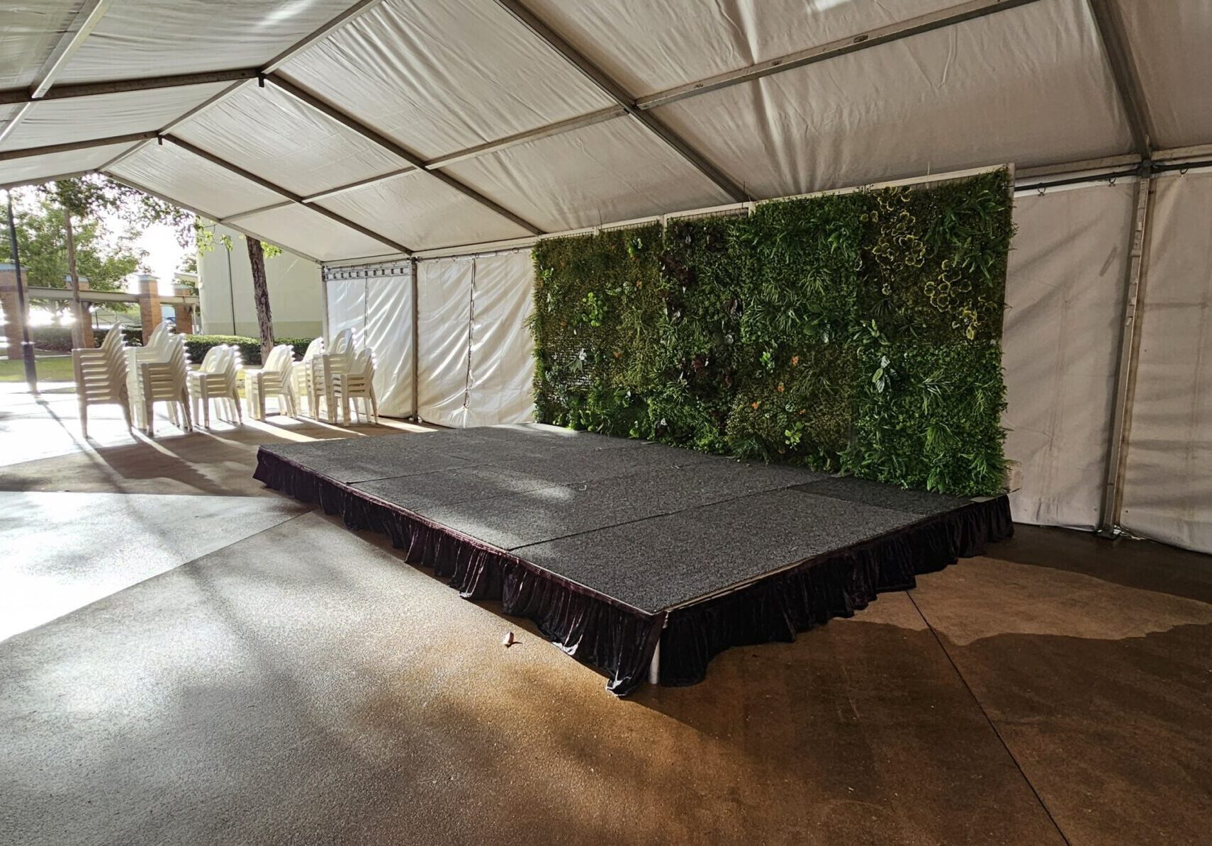 Plant Wall Green Backdrop 2m high (per metre) Hire from Queensland Hire ...