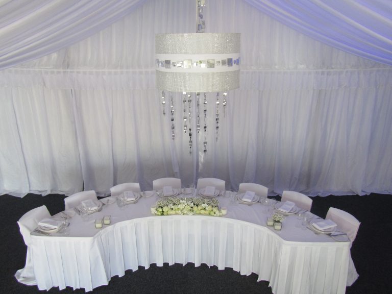 Curved Table (8-10 seats) Hire from Queensland Hire | Est. 1980
